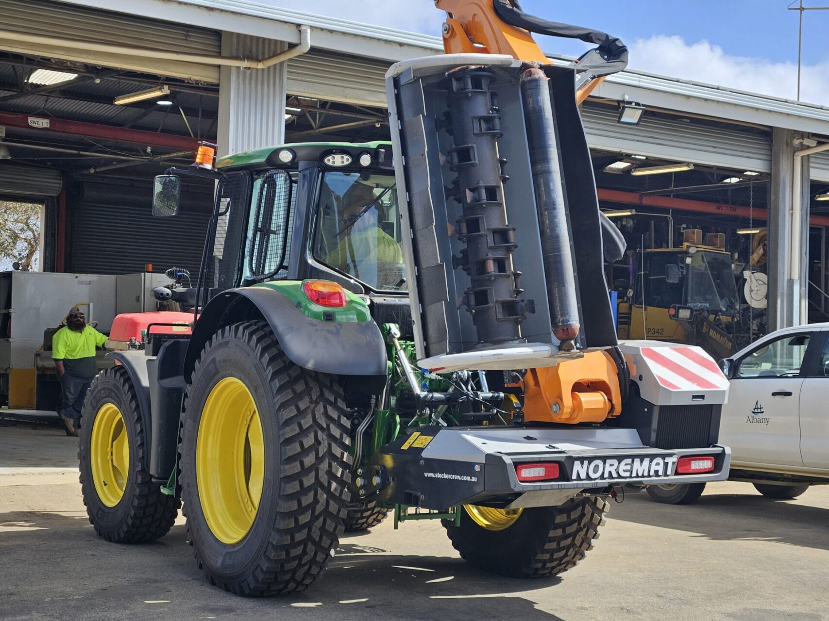 City of Albany Council take delivery of new Noremat Magistra M63T ...